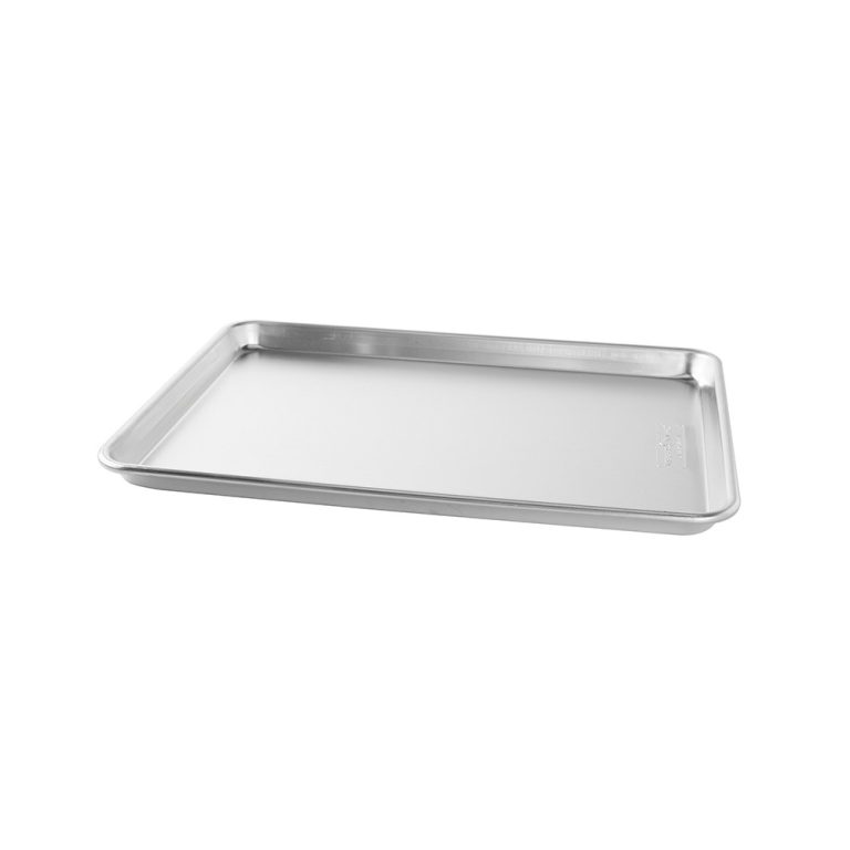 How Big is a Half Sheet: Discover the Exact Dimensions – buzzlyo