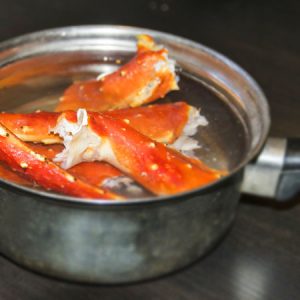 How Long Does Crab Legs Last in the Freezer: Ultimate Storage Guide ...