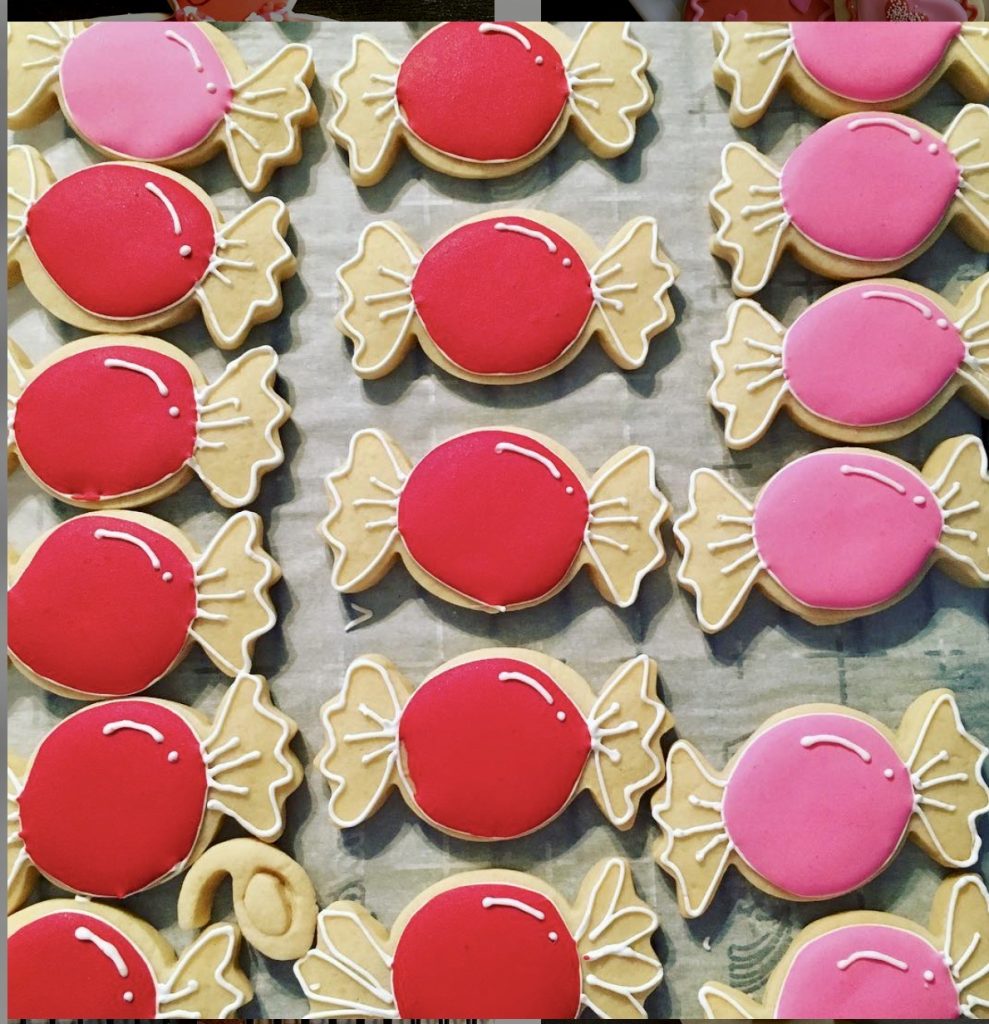 How to Make Red Royal Icing: Easy Steps for Vibrant Results – buzzlyo