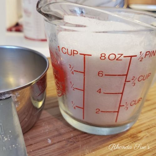 How to Measure Without Measuring Cups: Easy Kitchen Hacks – buzzlyo