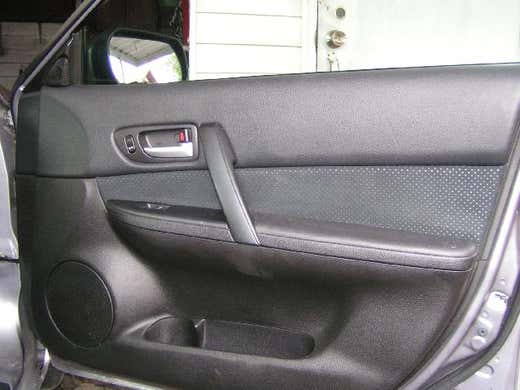 How To Remove Mazda 6 Door Panel: Easy Step-by-Step Guide – buzzlyo