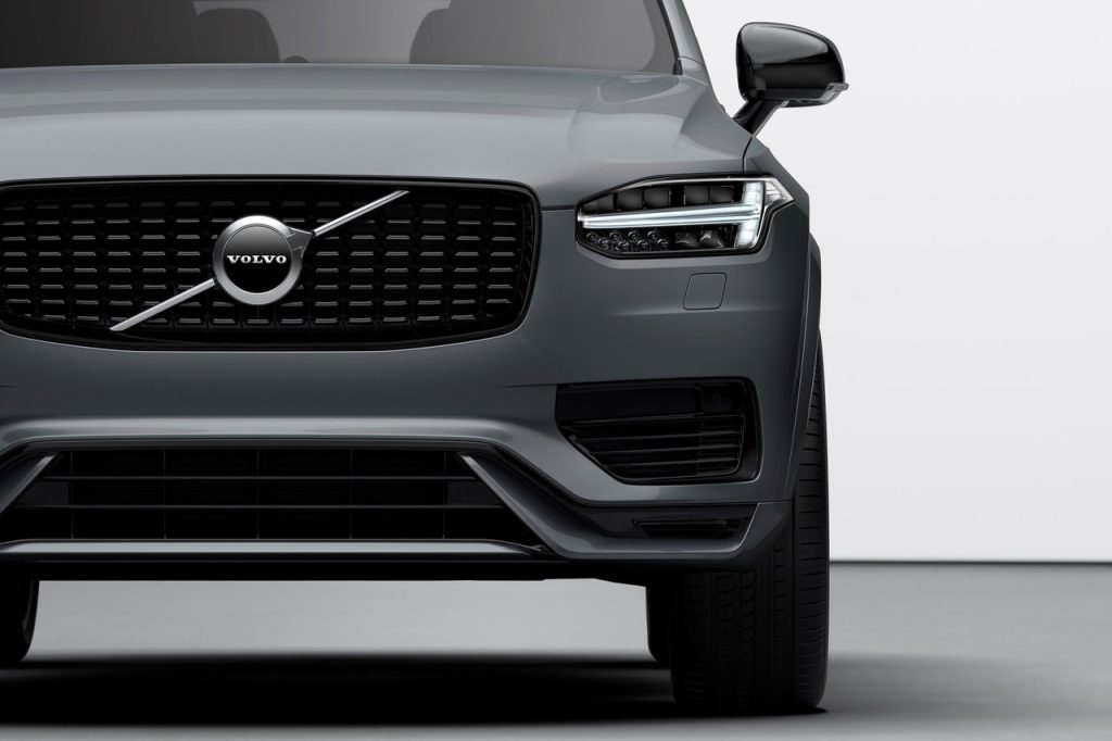 What Is Volvo R Design: Ultimate Guide to Style & Performance – buzzlyo