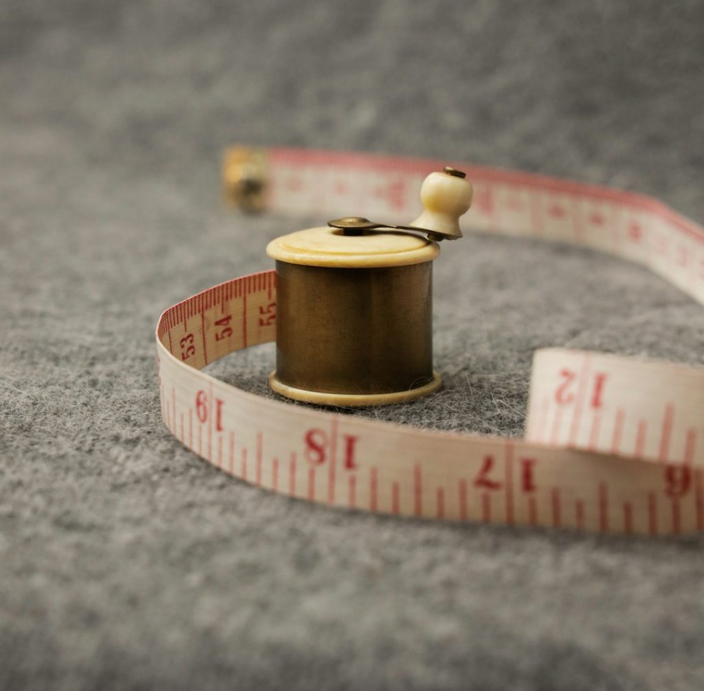 How to Measure Without a Measuring Cup: Easy Hacks Revealed – buzzlyo